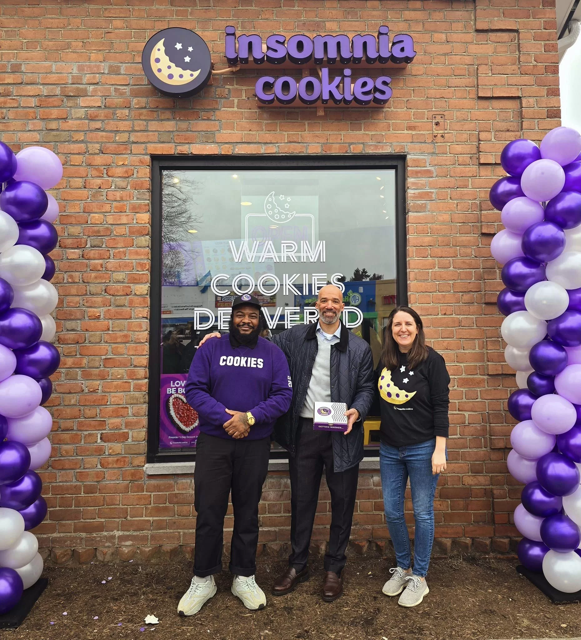 Davis Welcomes Insomnia Cookies to Hempstead - Long Island Life & Politics