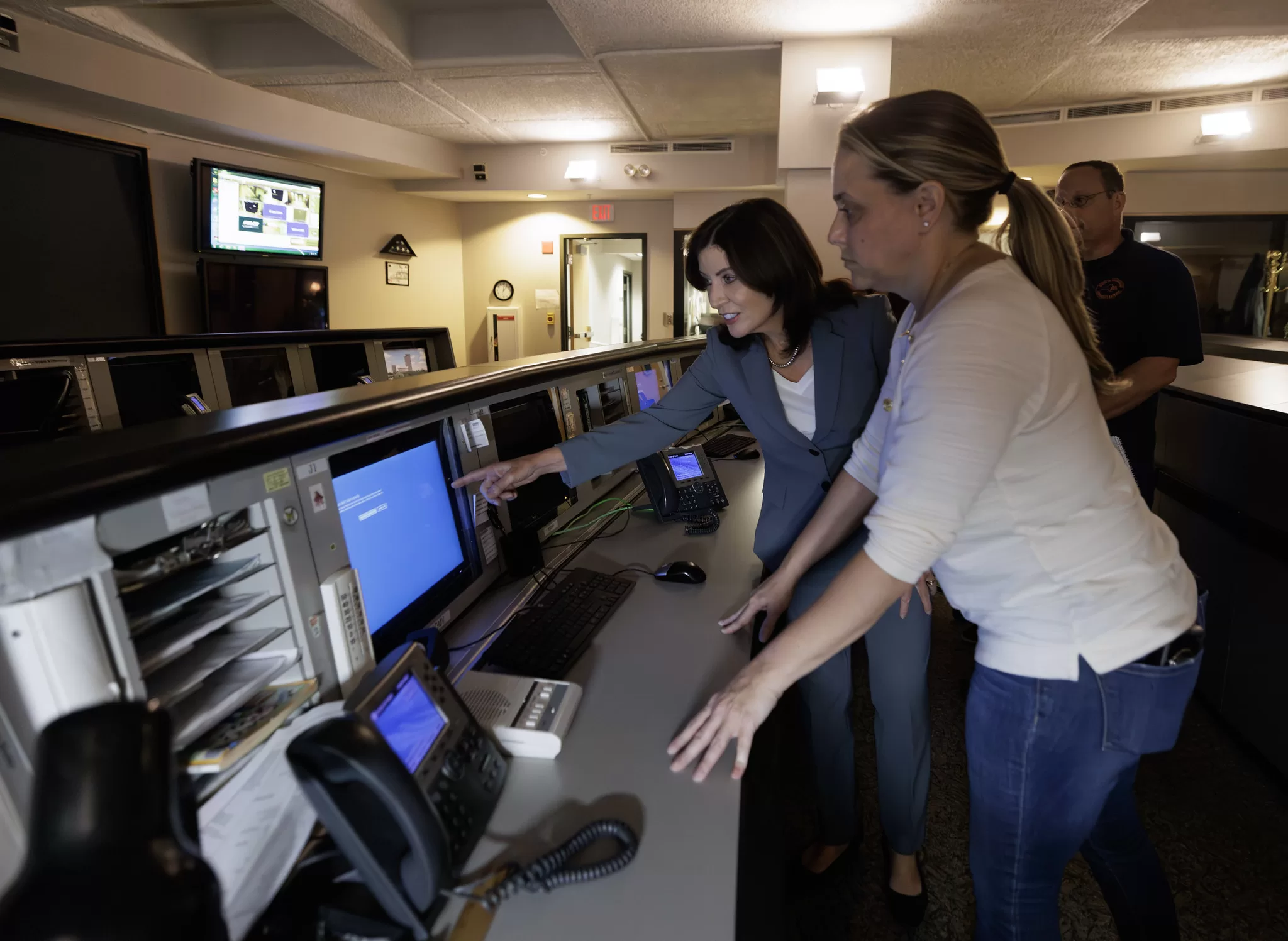 State Reacts to Software Outage - Long Island Life & Politics