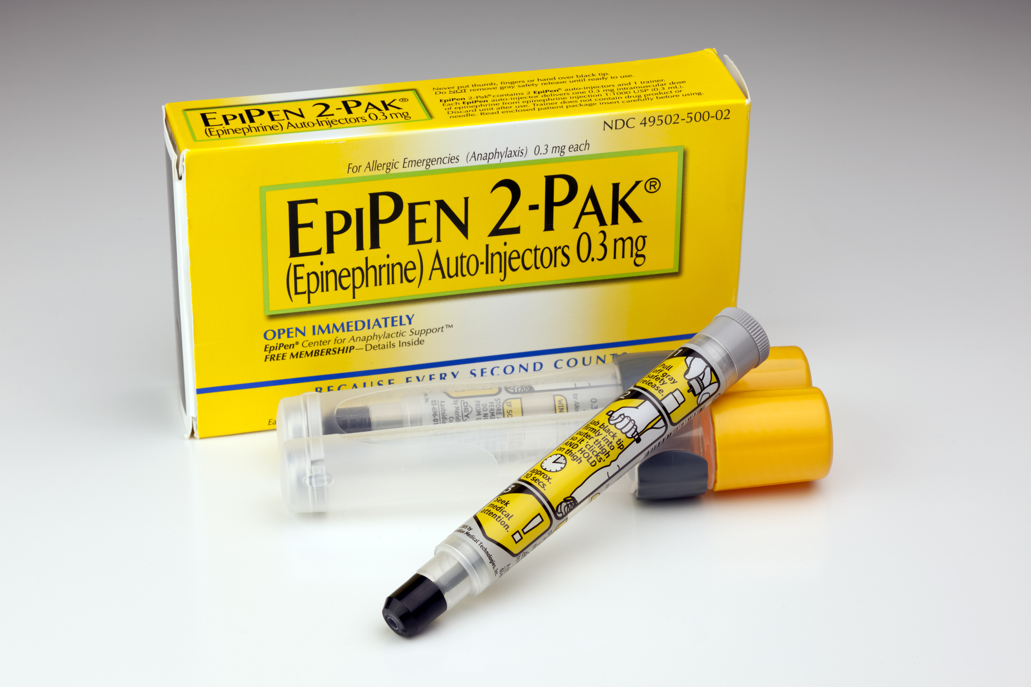 Capping EpiPen Costs Saves Money – and Lives - Long Island Life & Politics